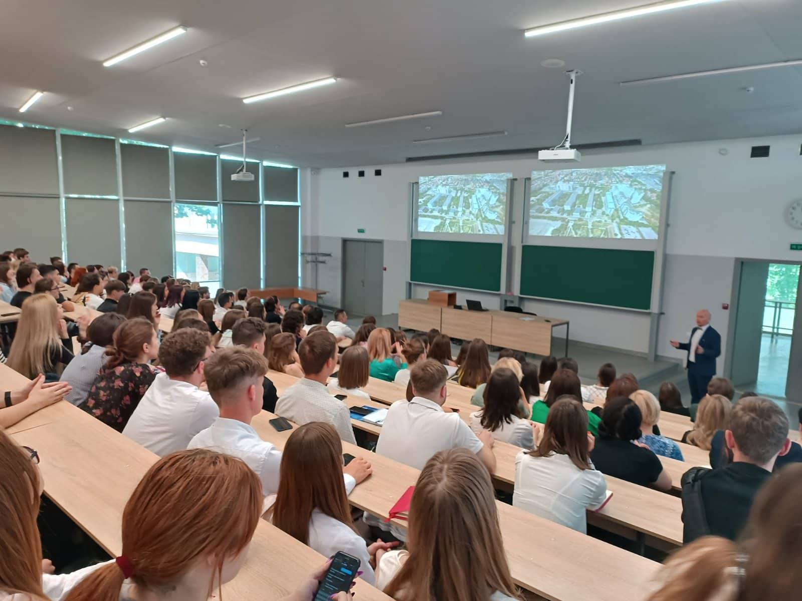 The UTM Faculty of Design starts the new academic year with great ...