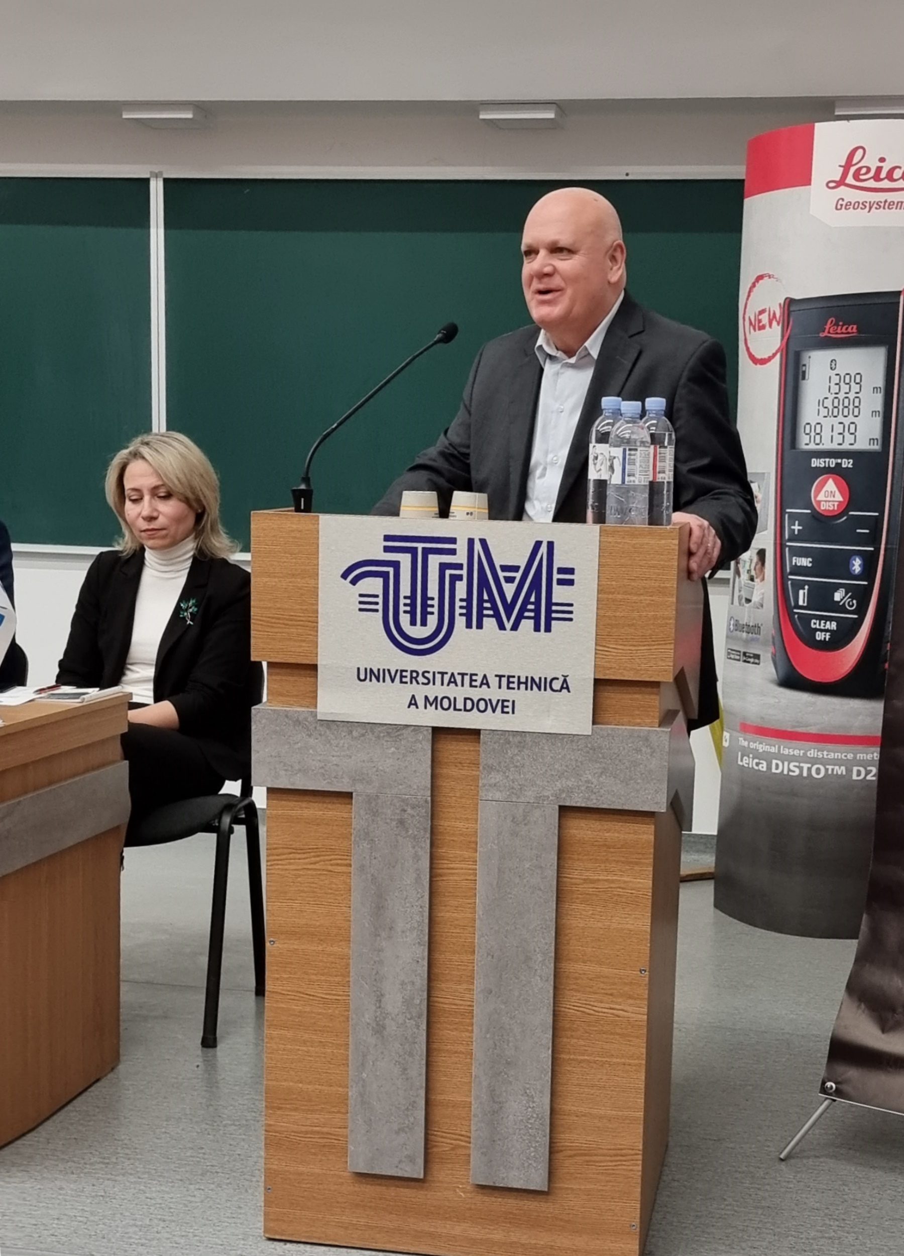 De Ziua Națională a României, Uniunea Geodezilor din România a pus ...