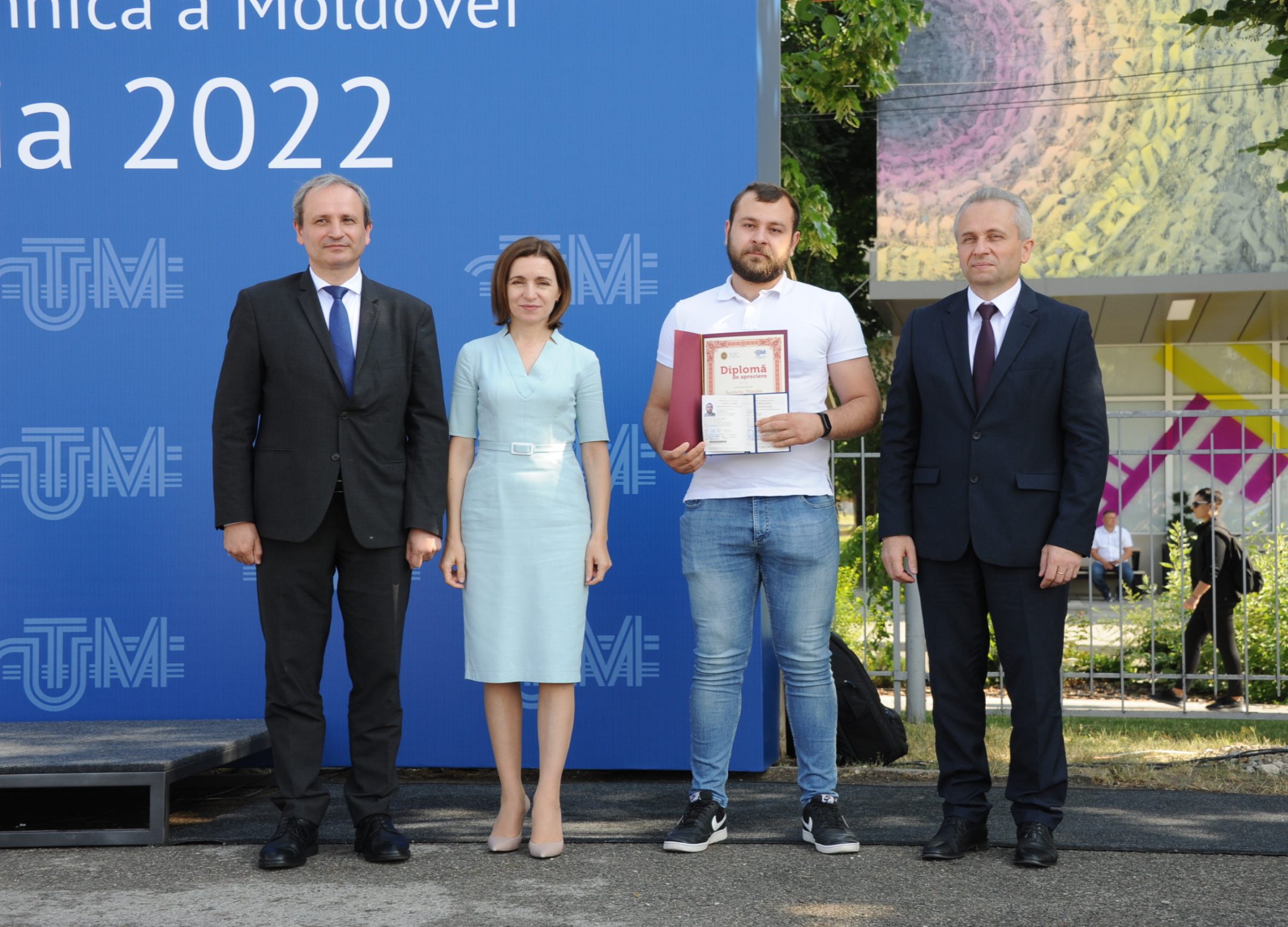 Maxim SECRIERU, FCIM-UTM graduate, appreciated by the professors of the ...