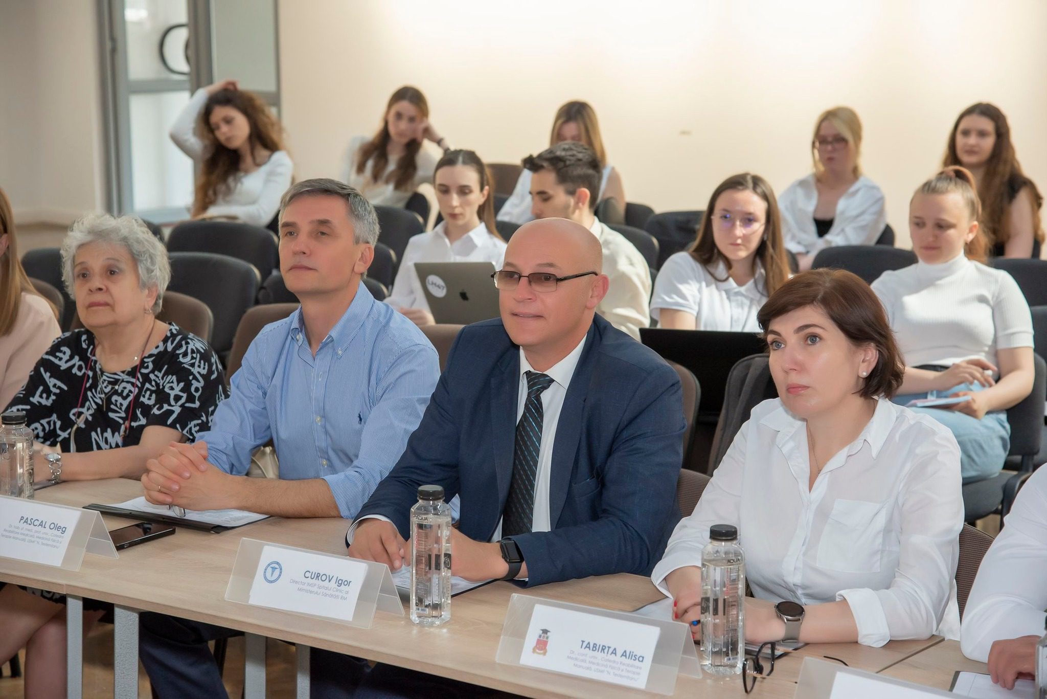 Studentele-arhitecte Alexandra CUJBA și Veronica POPOVA – învingătoare ...